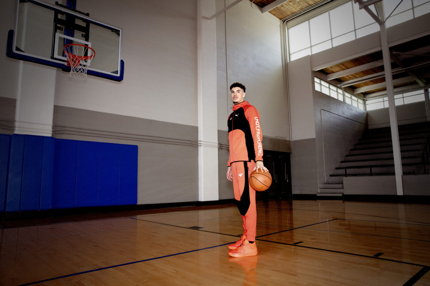 Puma M.B.01 Red Blast : la signature de LaMelo Ball commercialisée