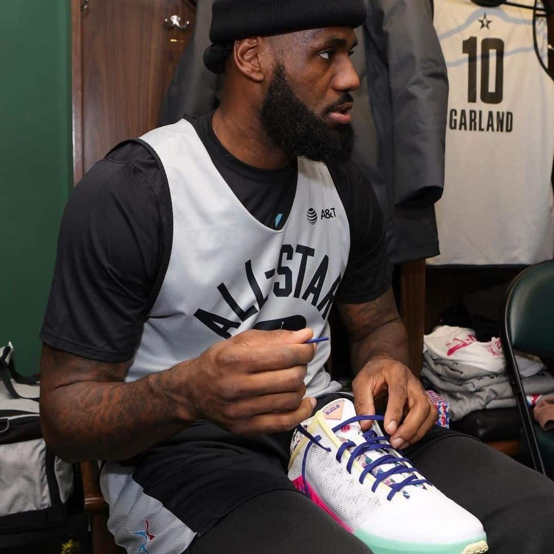 LeBron 19 Low : les premières images de la paire - basketpack.