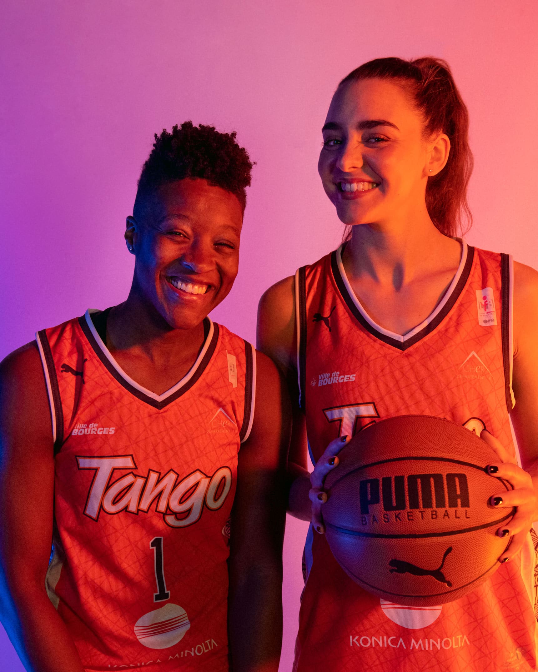 PUMA dévoile les maillots 2022-2023 du Tango Bourges Basket