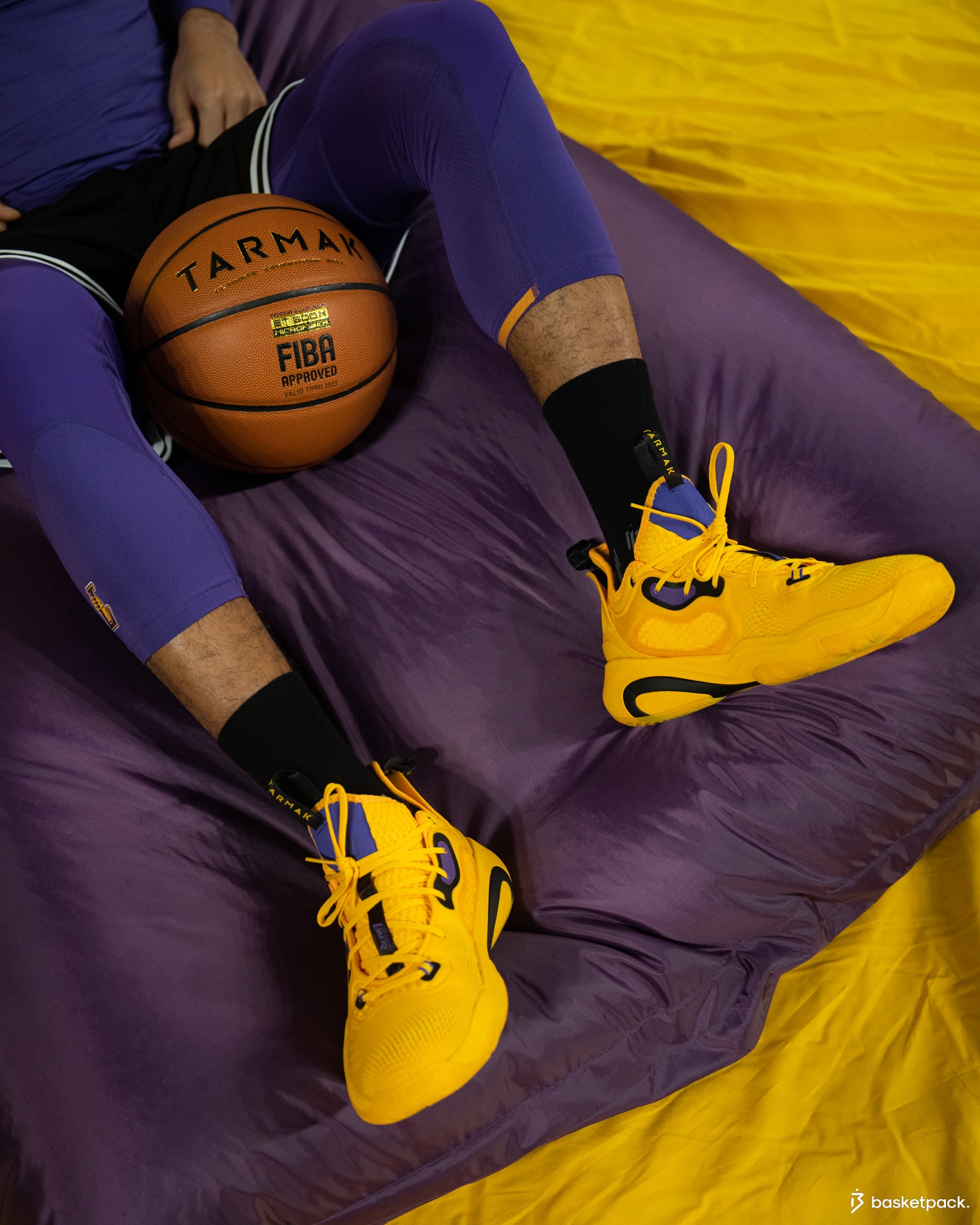 Shooting de la Tarmak SE900 Lakers édition limitée