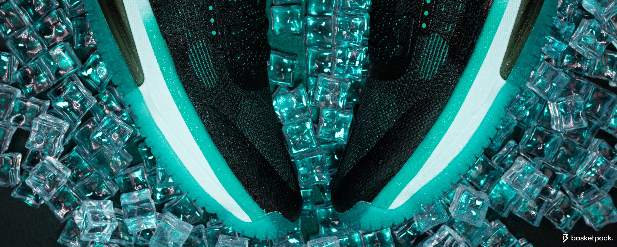 Peak Flash 4 Black Blue : un shooting glacé ! - basketpack.