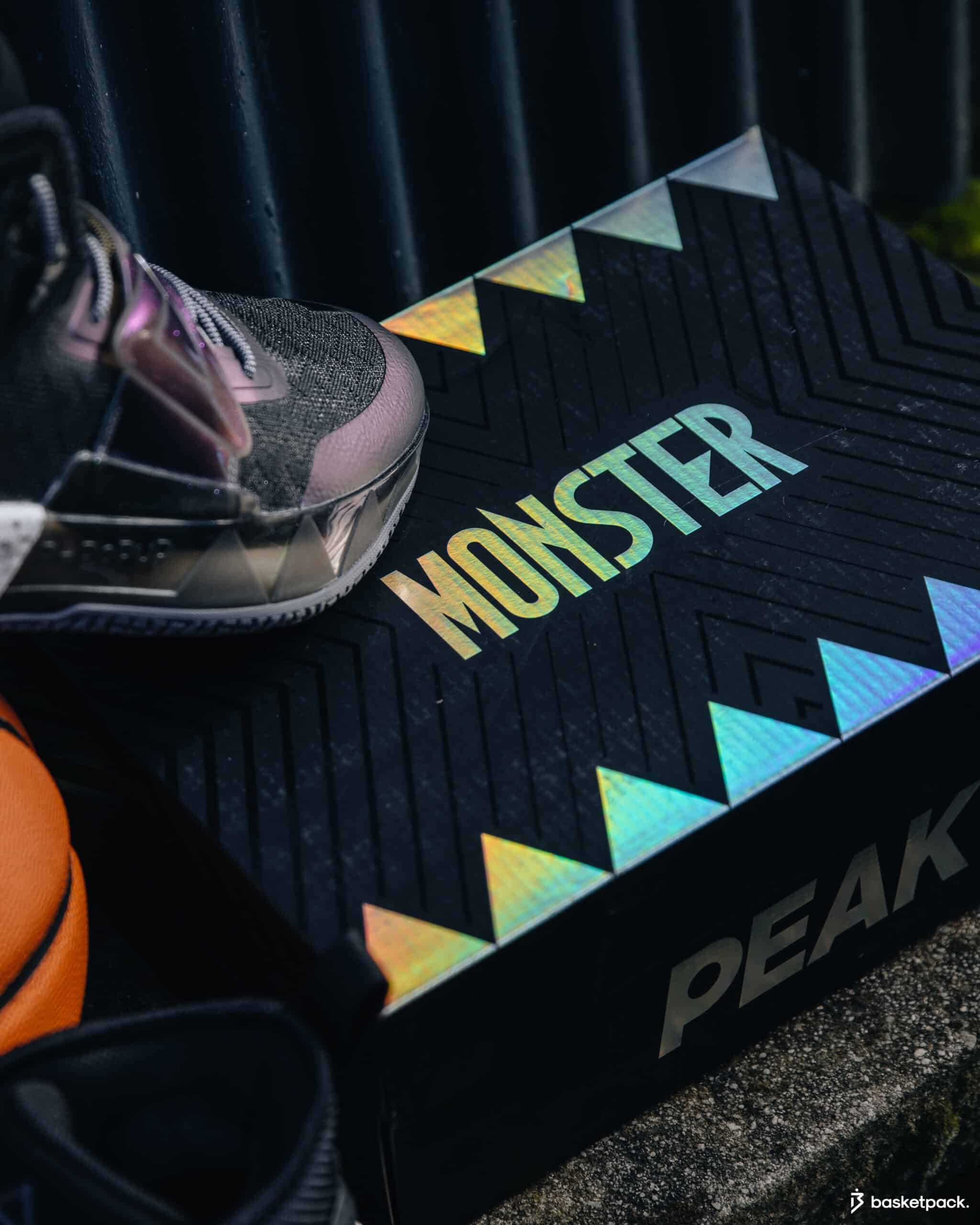 Peak Monster 8 Black : le shooting basketpack