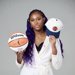 Aliyah Boston signe chez adidas ! - basketpack.