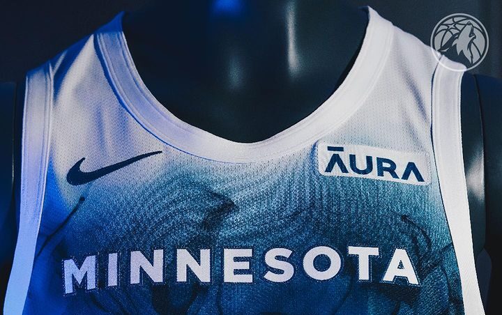 Maillot City Edition 2023-2024 des Timberwolves : les 10 000 lacs