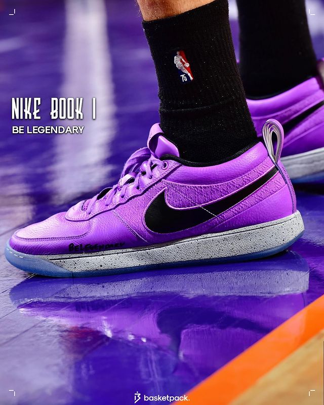 Shaquille O'Neal et Reebok tente de recruter Devin Booker